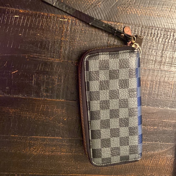 Louis Vuitton | Bags | Louis Vuitton Black Damier Wallet Clutch | Poshmark